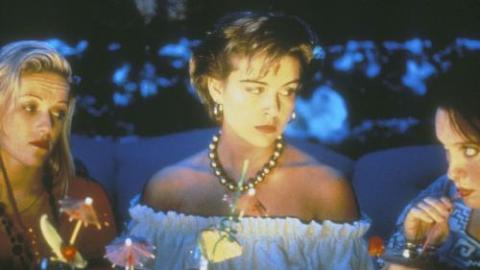 Muriel (1994), un film de Paul J Hogan | Premiere.fr | news, date de sortie, critique, bande ...